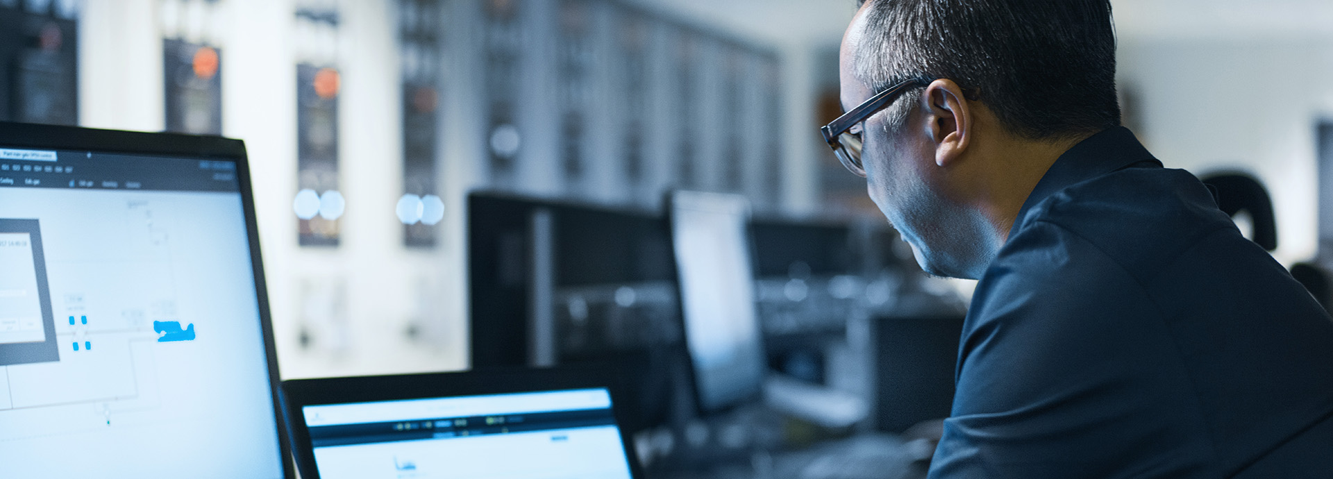 Eight clever tips to strengthen your maritime cyber security