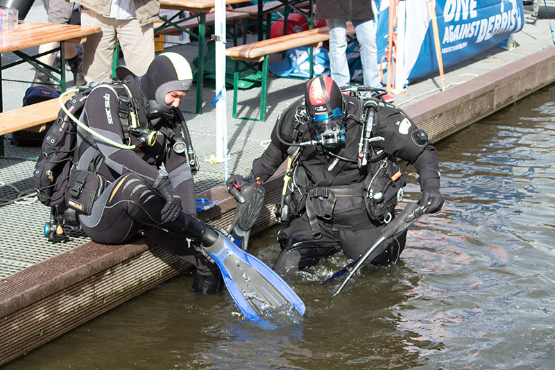Divers brought hundreds of kilograms of trash out of water in a few ...
