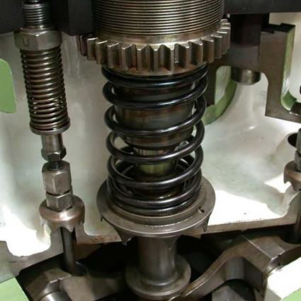 Wärtsilä RTA fuel pump overhaul